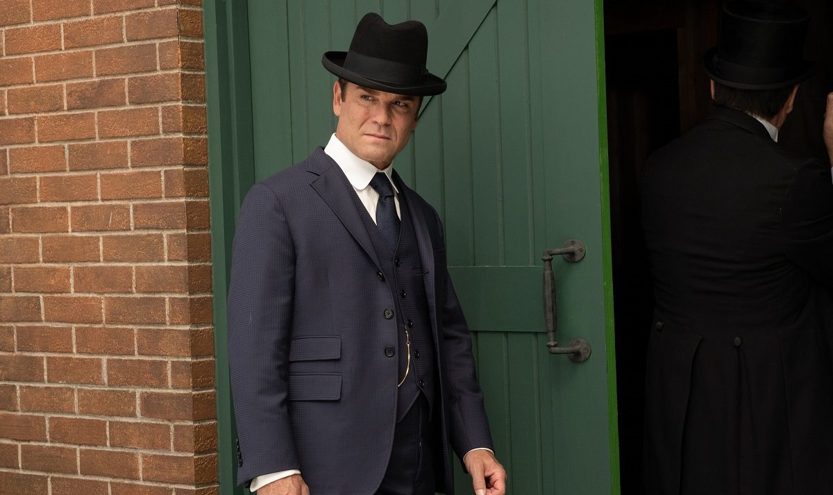 Murdoch Mysteries Yannick Bisson